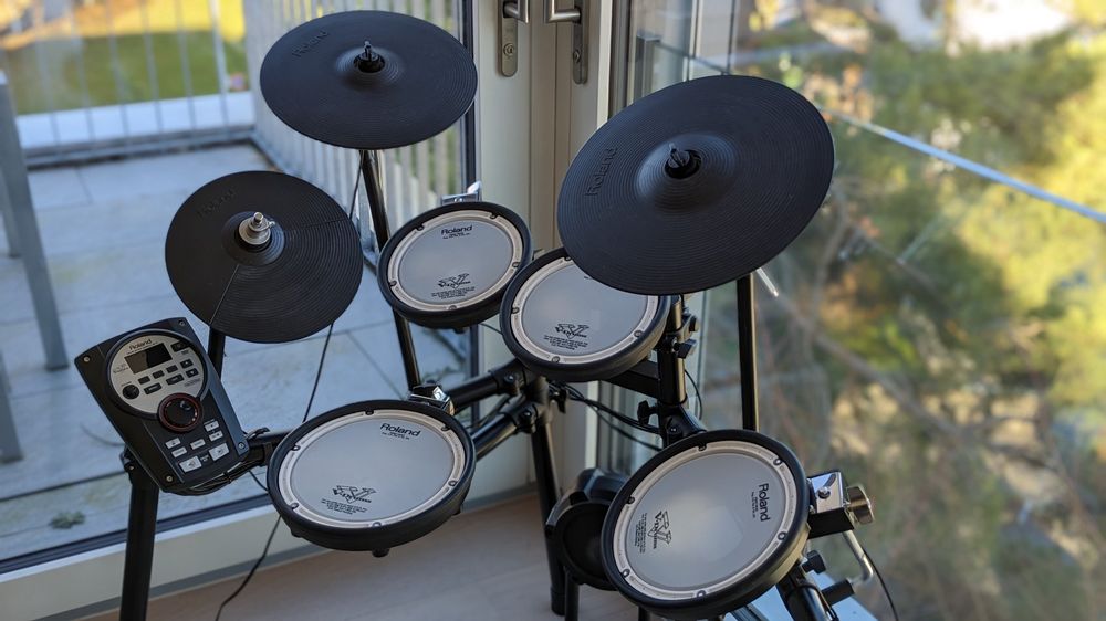 E-Drum Kit Roland TD-11KV inkl. Hocker und Accessory Package (Gebraucht ...