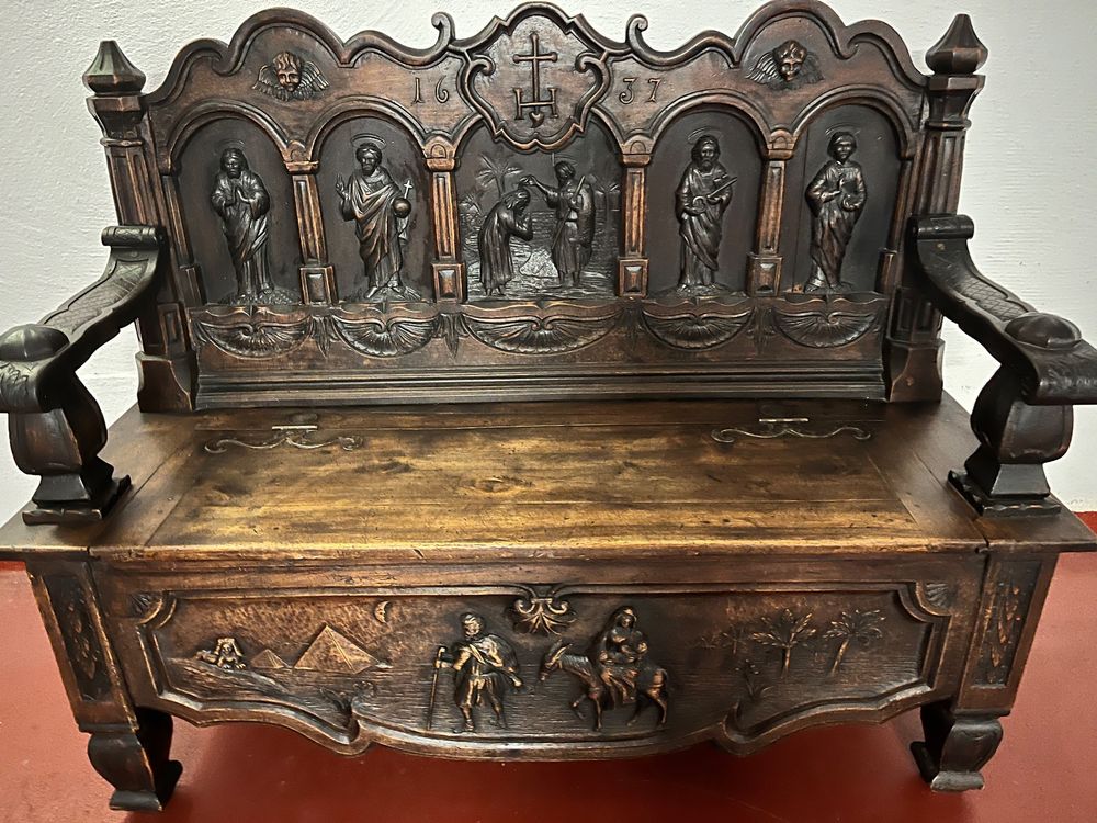 Banc coffre d église ancien (Gebraucht) in Renens für CHF 490 – nur Abholung auf Ricardo kaufen