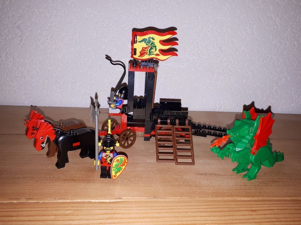 Lego 6056, Dragon Knights Dragon Wagon (Gebraucht) in Montricher für ...