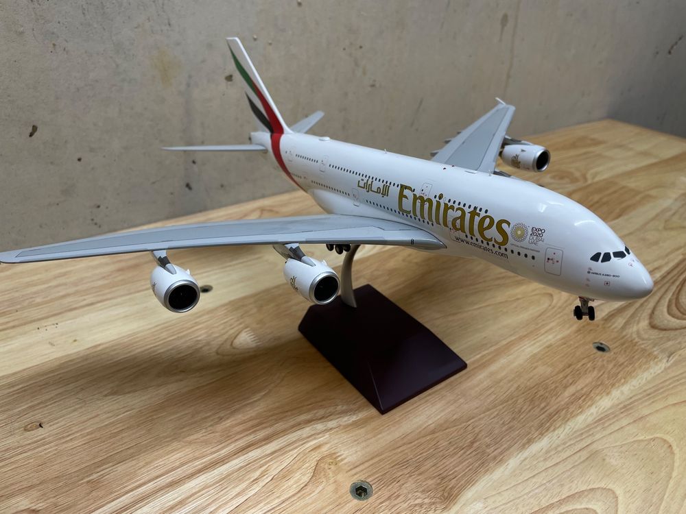 Emirates Airbus A380-800 1:200 scale die-cast aircraft model (Neu und ...