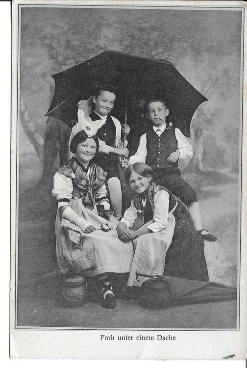 Alte Postkarte Trachtengruppe Kinder 1915 (Gebraucht) in Samstagern für CHF 4 – mit Lieferung ...