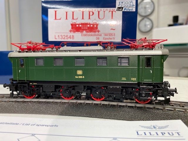 Liliput 132548 E-Lok BR 144 505-5 DB. AC-dig.ESU V3.0, neu (Neu und originalverpackt) in Riehen ...