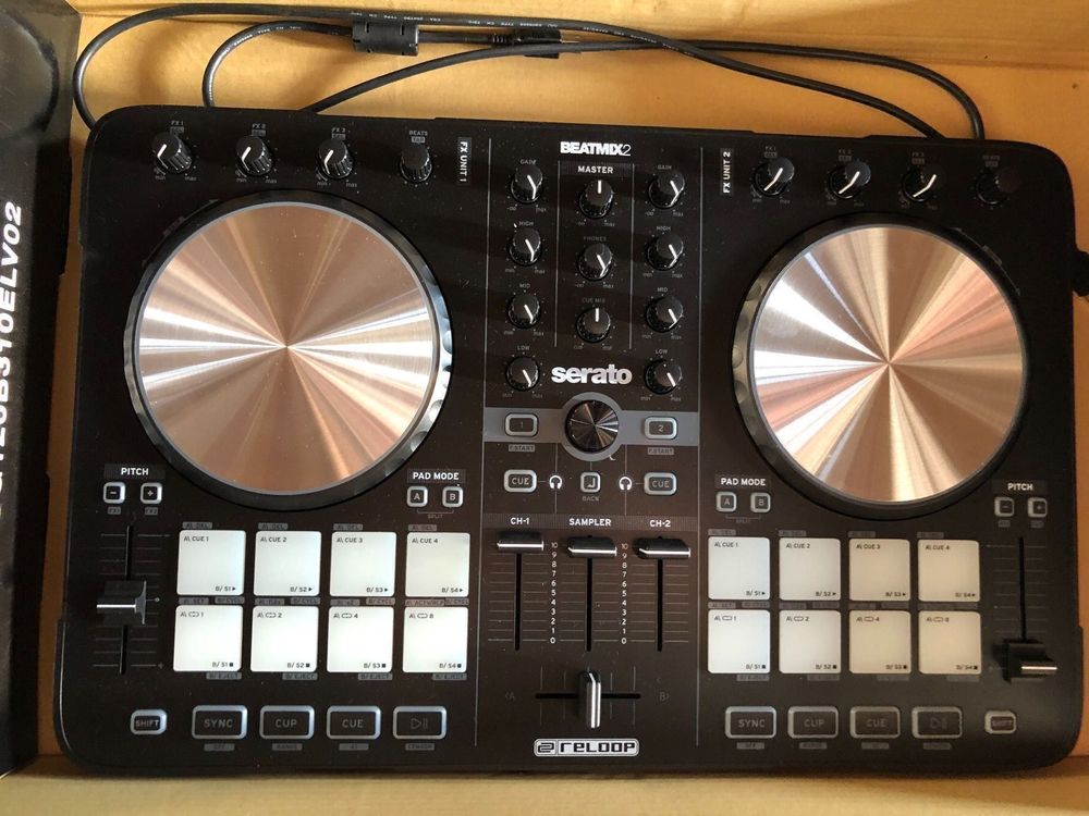 Platine DJ Serato Reloop Beatmix 2 MK2 (Neu und originalverpackt) in Fribourg für CHF 90 – mit ...