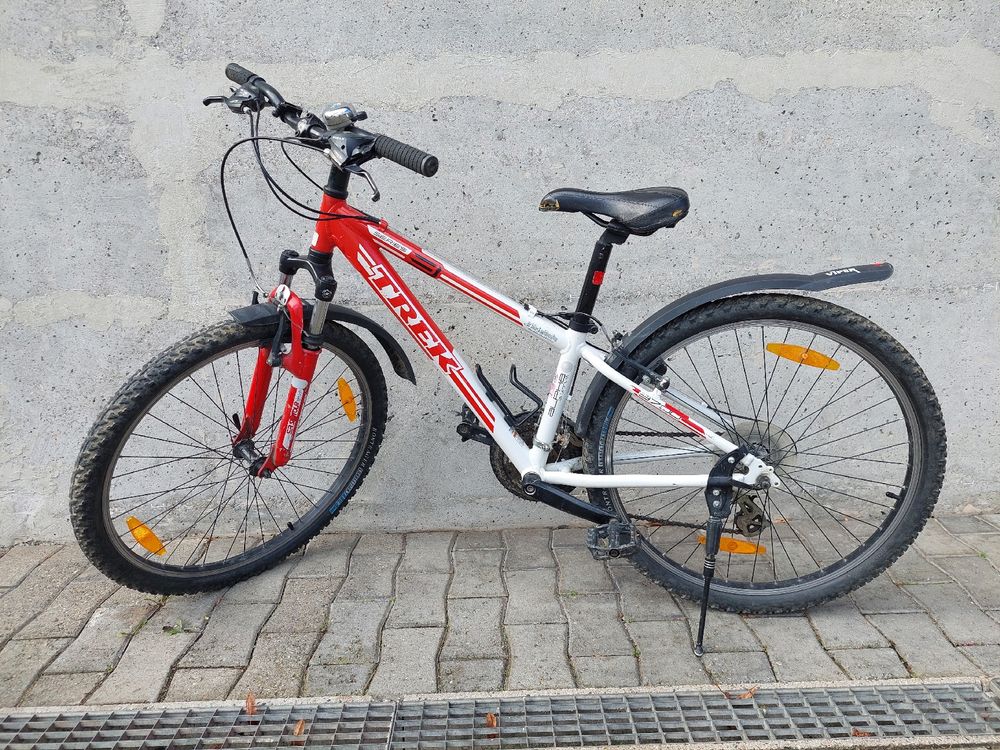 Trek 3700 Mountainbike 26 Zoll (Gebraucht) in Niederwil SG für CHF 70 – nur Abholung auf Ricardo ...
