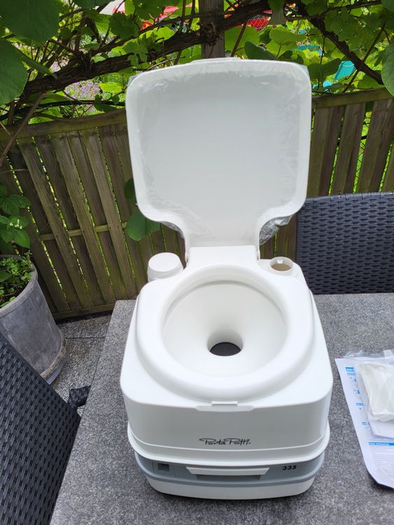 Toilettes Porta Potti neuves + produits | Kaufen auf Ricardo