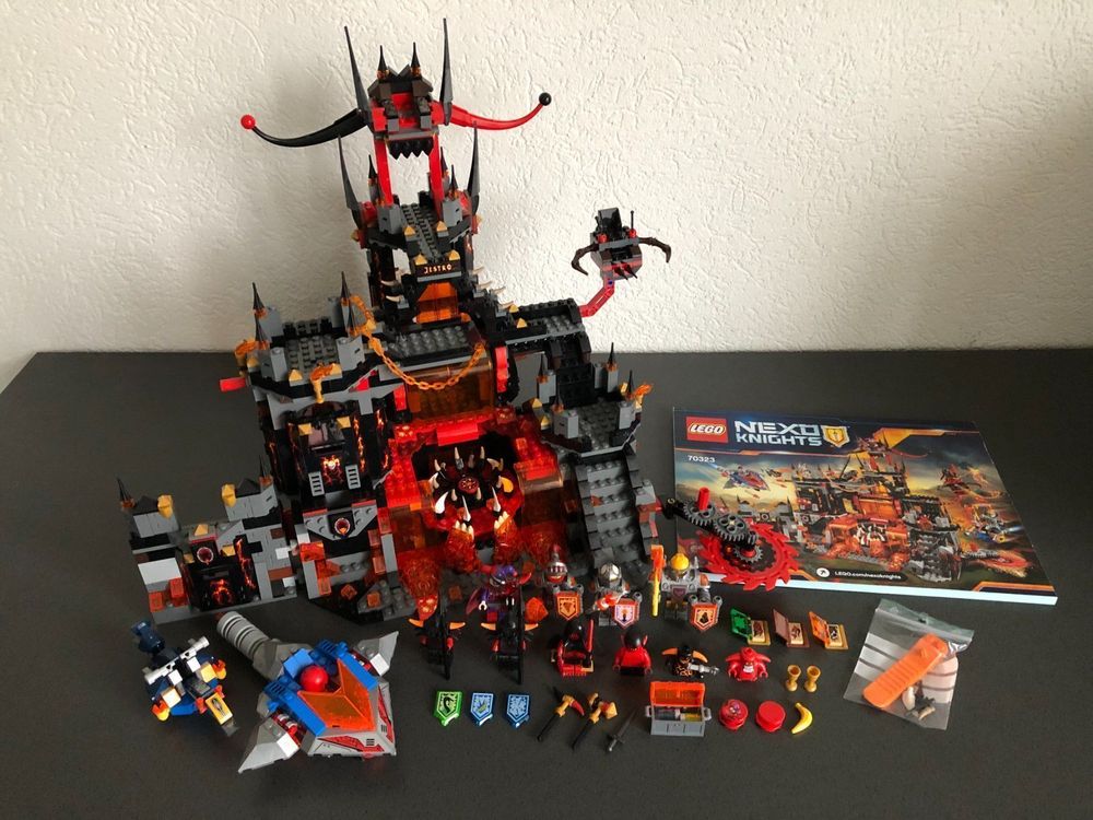 LEGO Nexo Knights 70323 Jestros Vulkanfestung (Gebraucht) in Dübendorf ...