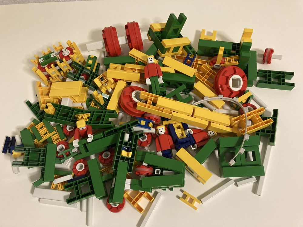 Lasy Bausteine, Konstruktionssystem, ab 3 J. (Gebraucht) in St.Gallen ...