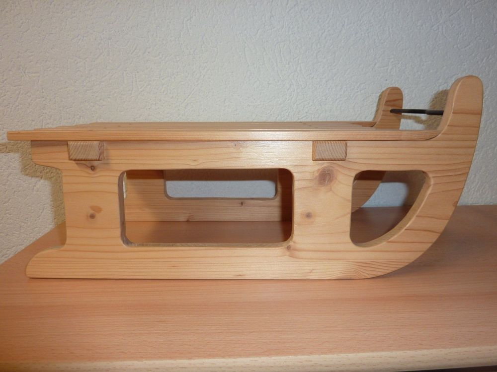 Holzschlitten (Neu (gemäss Beschreibung)) in Matt für CHF 35 – mit ...