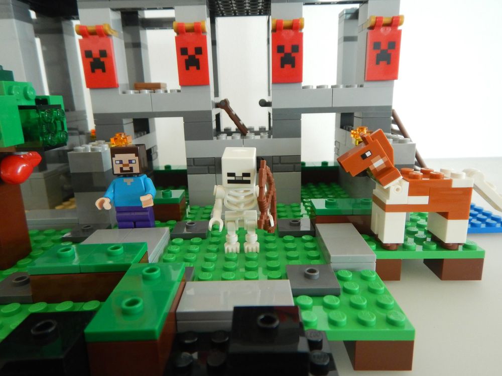 LEGO 21127 Minecraft Die Festung (Gebraucht) in Langendorf für CHF 69 ...