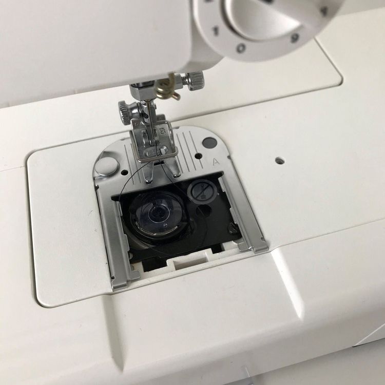 SINGER 2808 C Nähmaschine, komplett (Gebraucht) in Schönenbuch für CHF ...