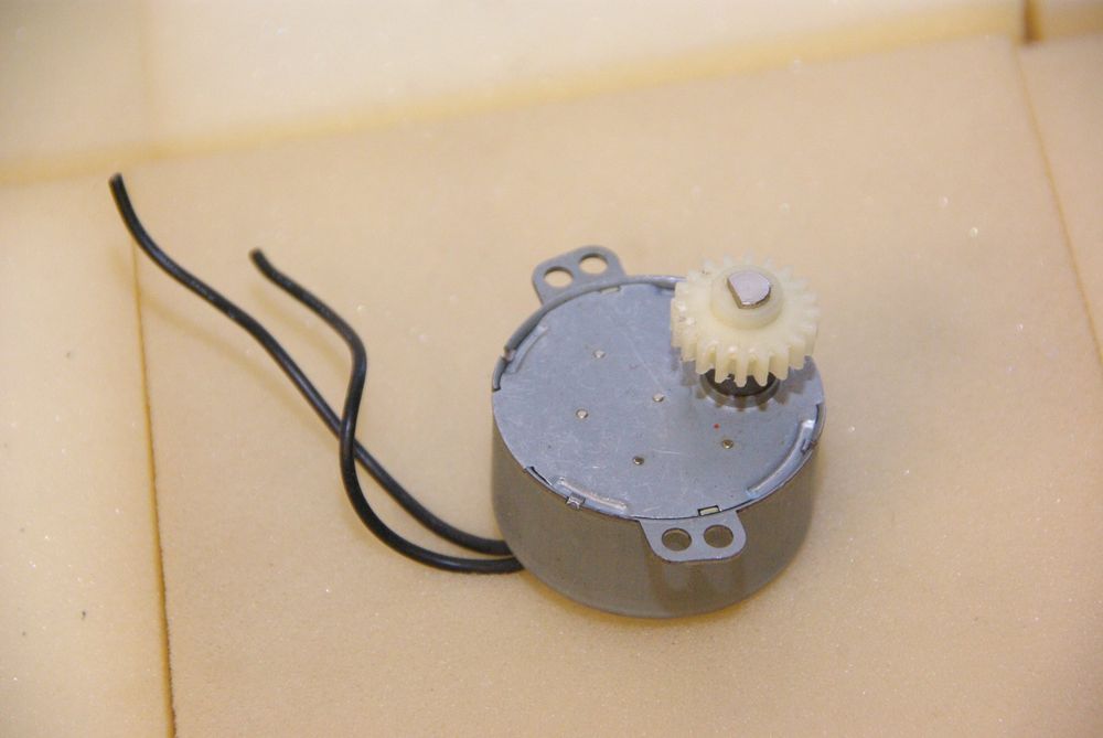 Synchronous Motor 220-240 Volt - TYJ50-8A7 (Defekt) in Herisau für CHF ...