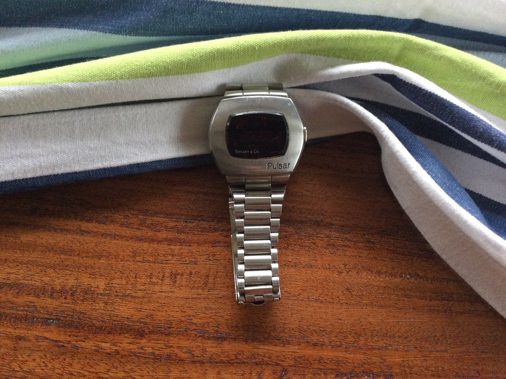 Pulsar P2 Led Watch, Digital James Bond Watch Tiffany signed | Kaufen ...