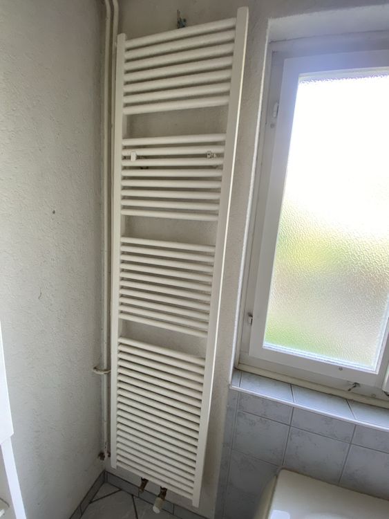 Grosser Heizkörper, Radiator, ideal für Bad (Gebraucht) in Brüttisellen für CHF 30 – nur ...