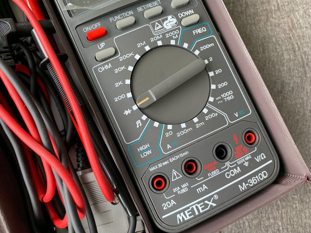 Digitales Multimeter METEX (Neu (gemäss Beschreibung)) in Zug für CHF ...