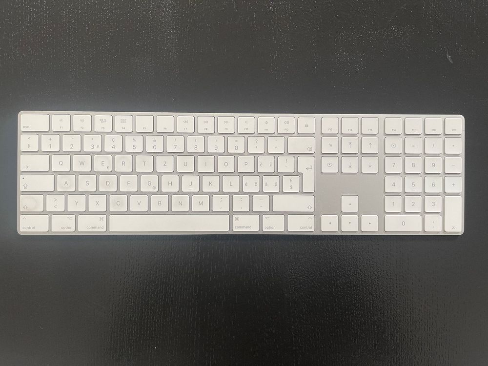Apple Numeric Keyboard, Tastatur mit Zahlenblock neuste Gen. (Gebraucht ...