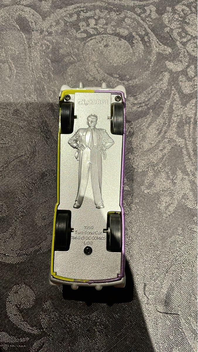 Voiture Corgi 1950 Two-Face Car DC Comics - Collection (D'occasion) à ...