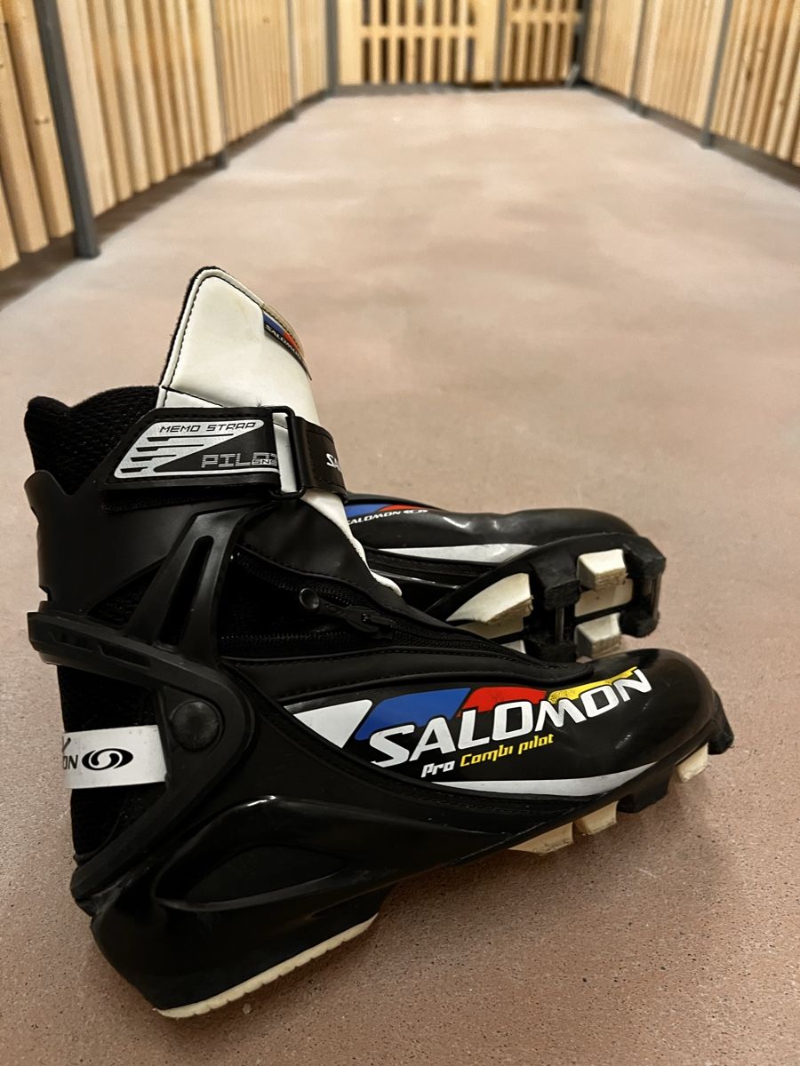 Salomon Pro Combi Pilot Ski Boots - Size 39 (Gebraucht) in Altendorf ...