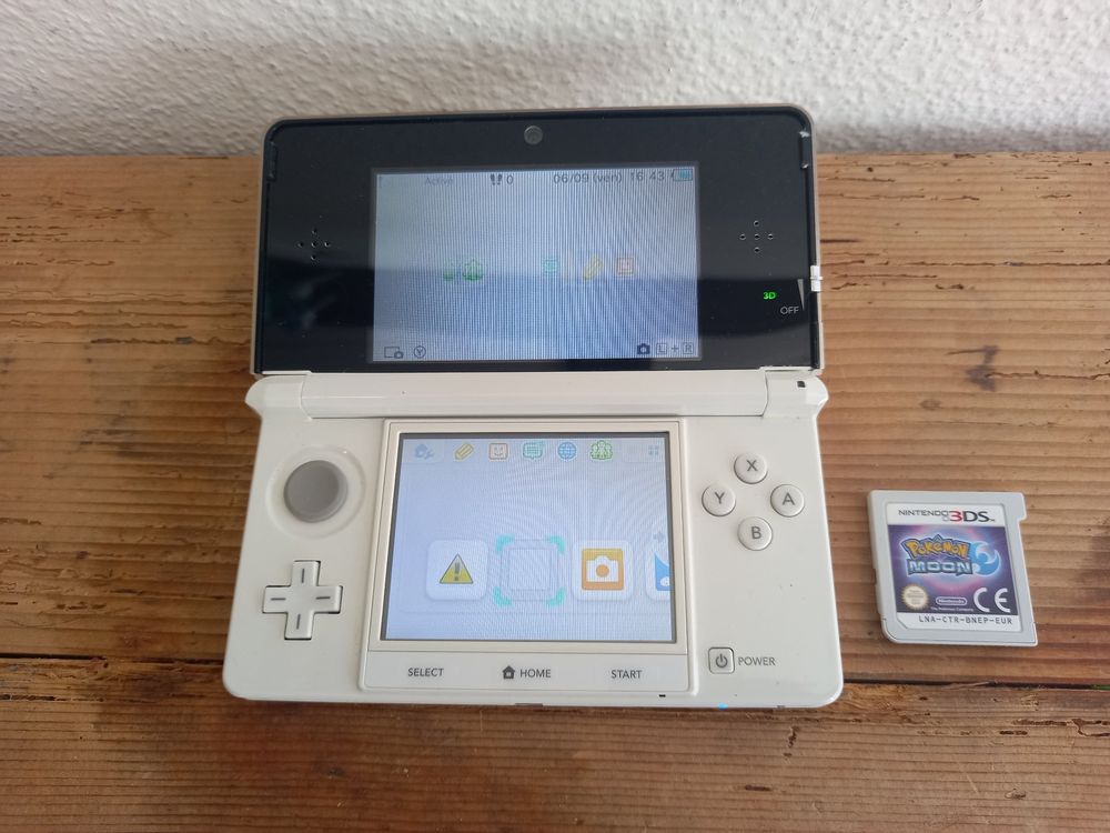 Nintendo 3DS weiss mit Pokemon Moon (Gebraucht) in Prez-vers-Siviriez ...