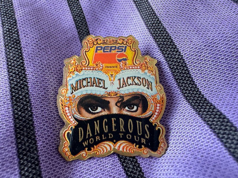 Vintage Pepsi Michael Jackson Dangerous world tour pin pins (Gebraucht ...