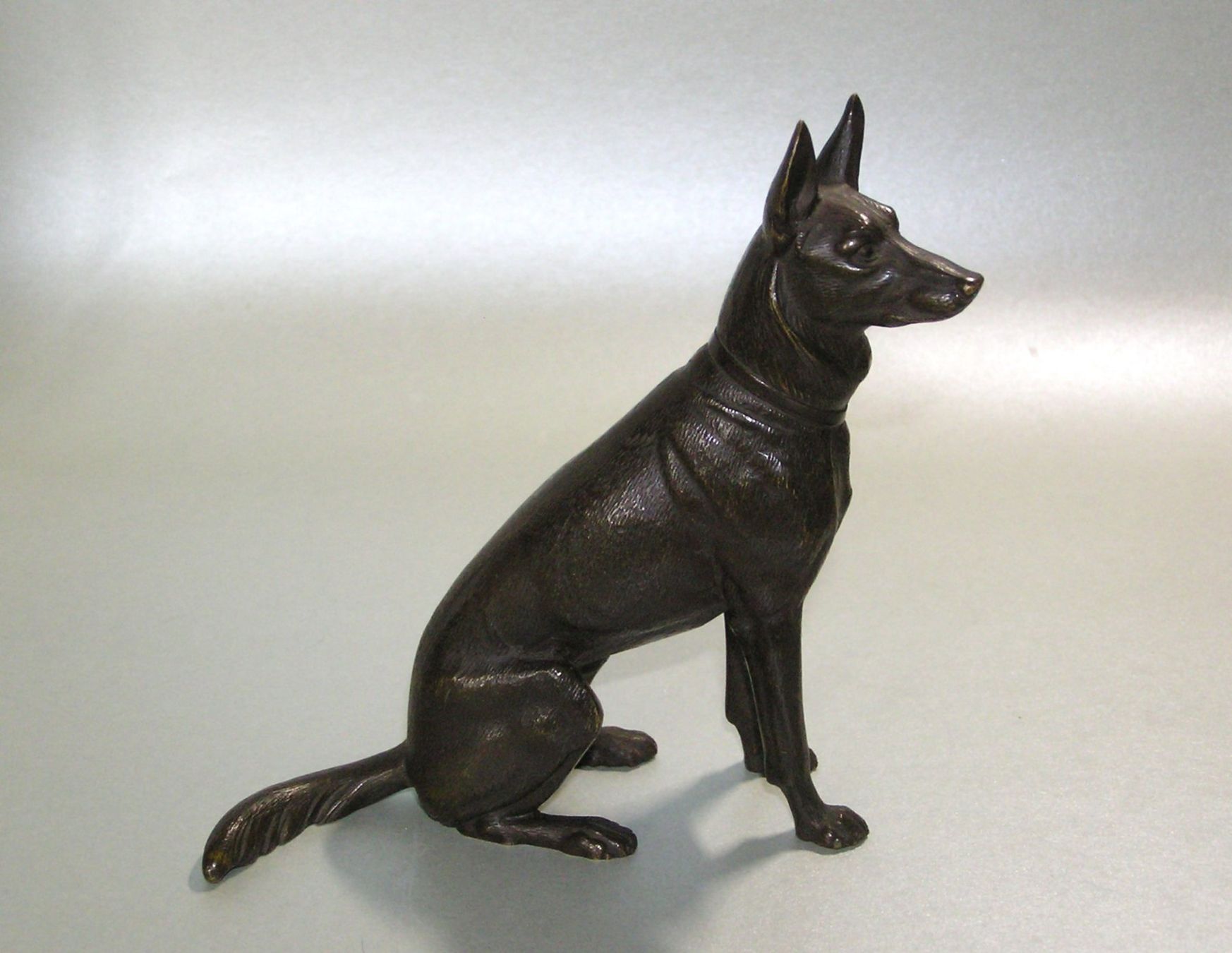 ALTE BRONZE FIGUR SCHÄFERHUND SKULPTUR (Gebraucht) in Grenchen für CHF ...