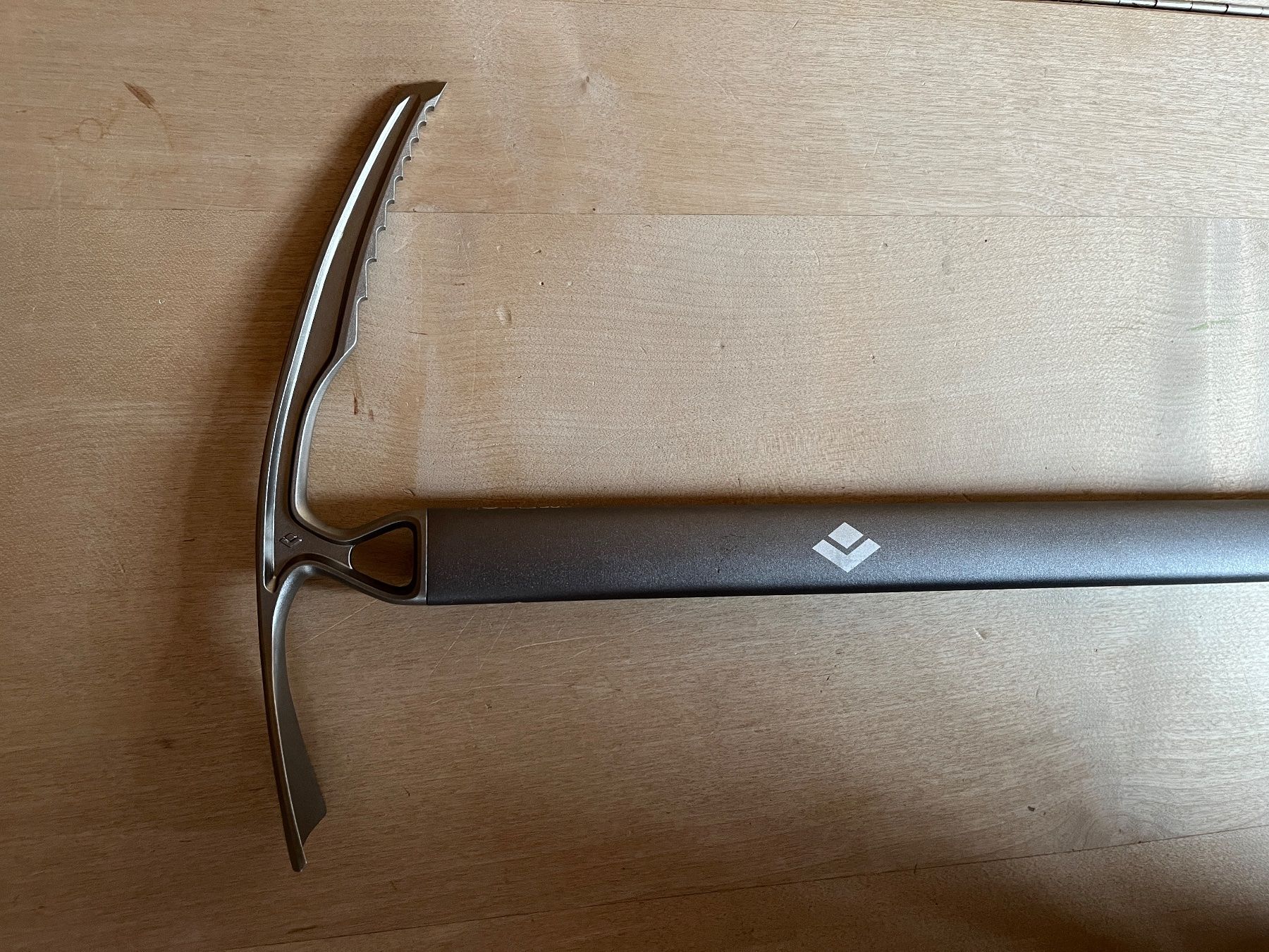 BLACK DIAMOND Raven Ice Axe, 75 cm (Gebraucht) in Mürren für CHF 50 ...