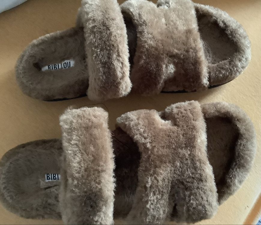 Bibi Lou Fell-Pantoletten, Grösse 40 Braun - Kuschelig | Kaufen auf Ricardo