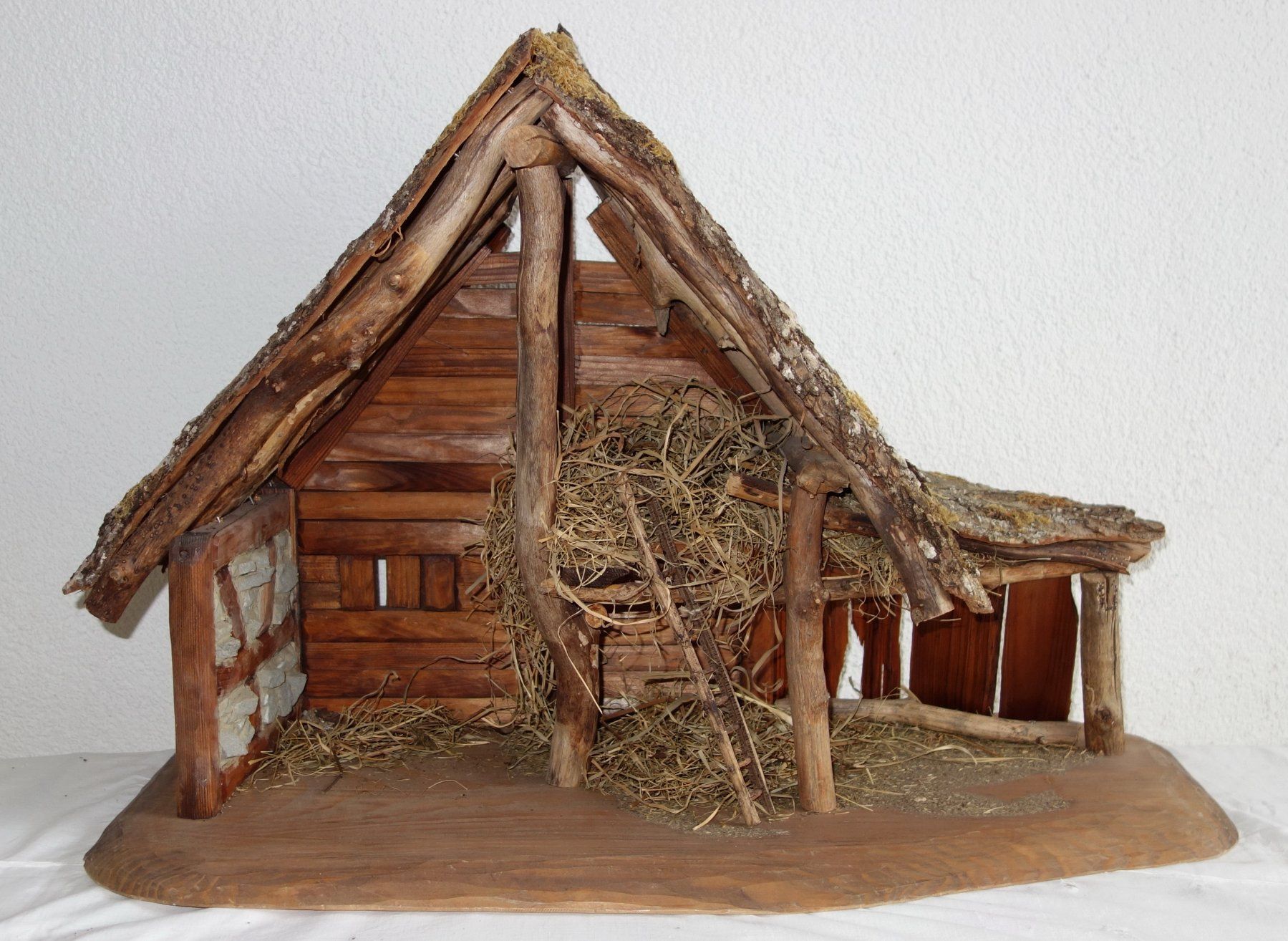 Krippe zu Huggler Serie Christnacht 14cm von Heimatwerk 1974 (Gebraucht ...