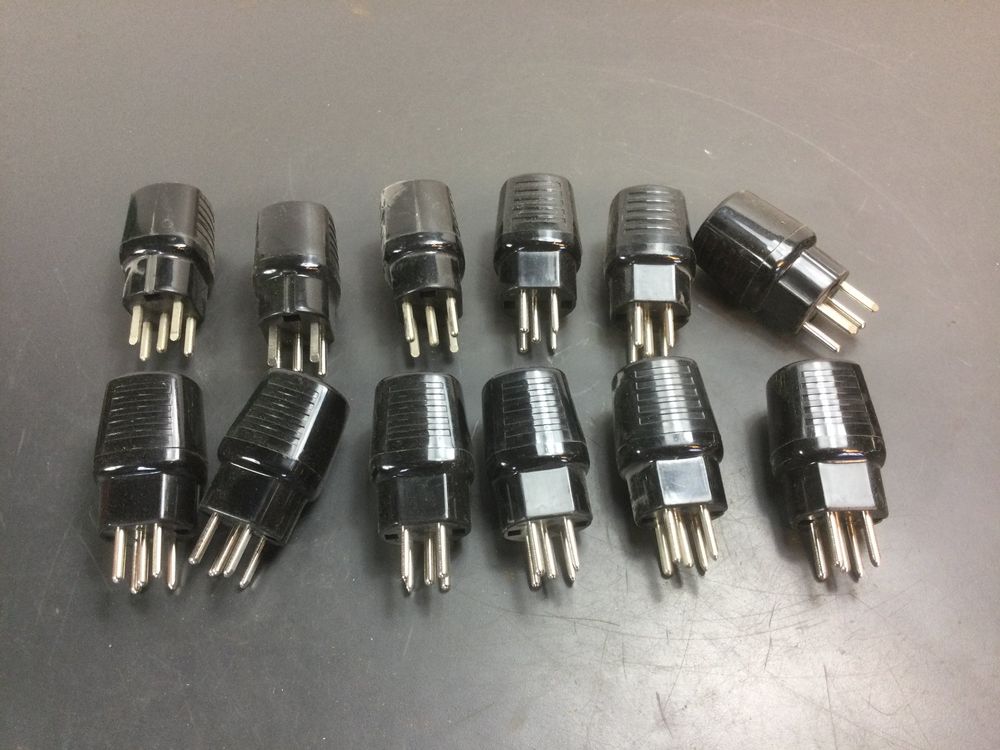 Aus Räumung Posten Netzstecker 10 Ampere 5 Polig (Gebraucht) in Wangen ...