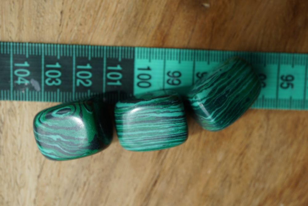 Malachit Gepresst Set 3 Stück Trommelstein (Neu und originalverpackt) in Eschenbach SG für CHF 1 ...