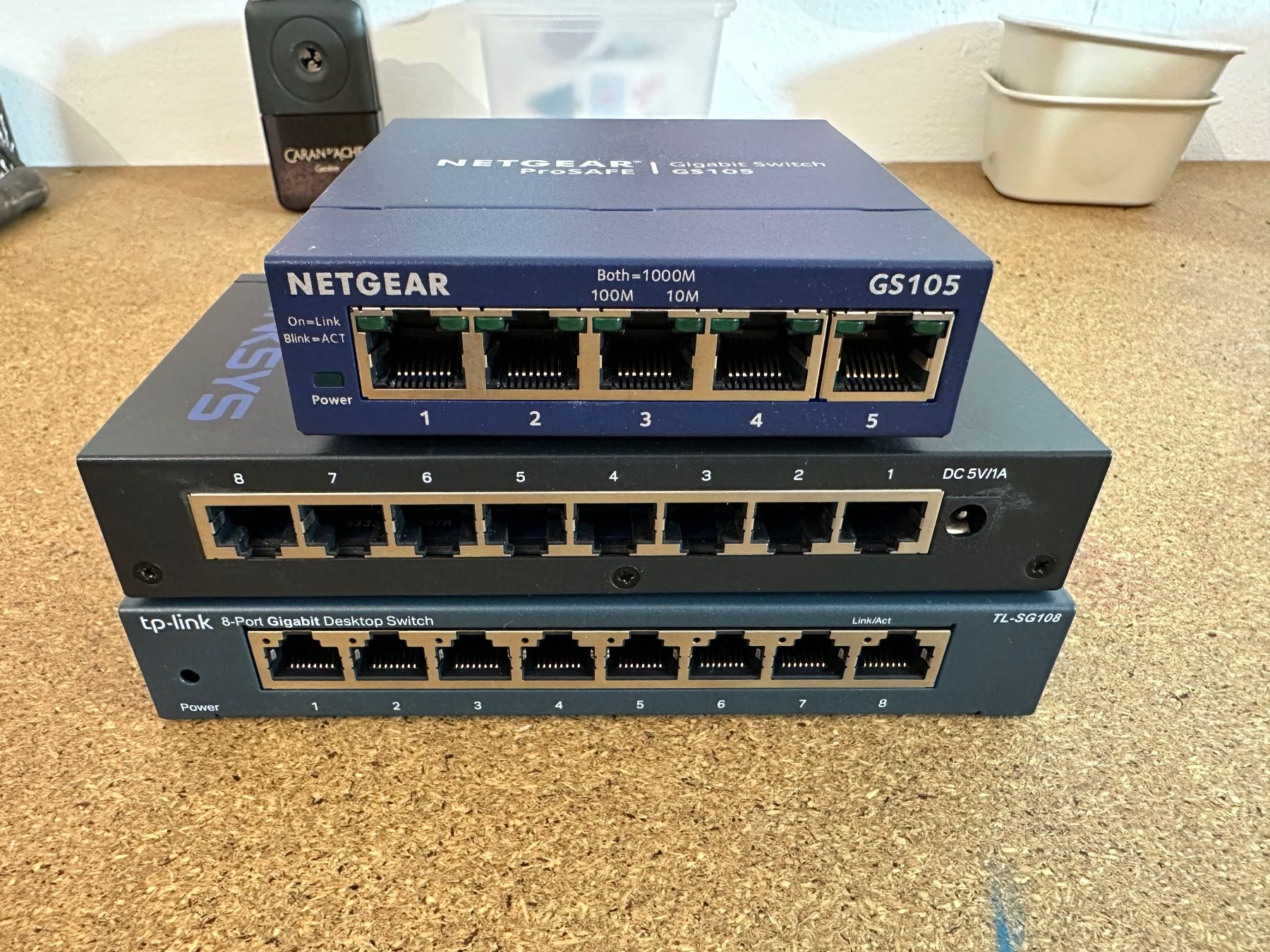 3x Gigabit Switch – Netgear, TP-Link, Linksys (Gebraucht) in Kölliken ...