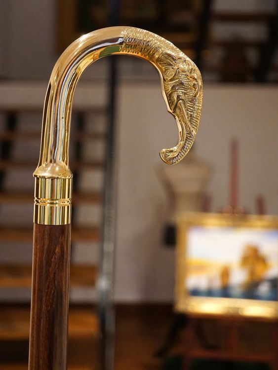 IMPOSANTER GEHSTOCK ELEFANT AUS MESSING SKULPTUR FIGUR | Kaufen auf Ricardo