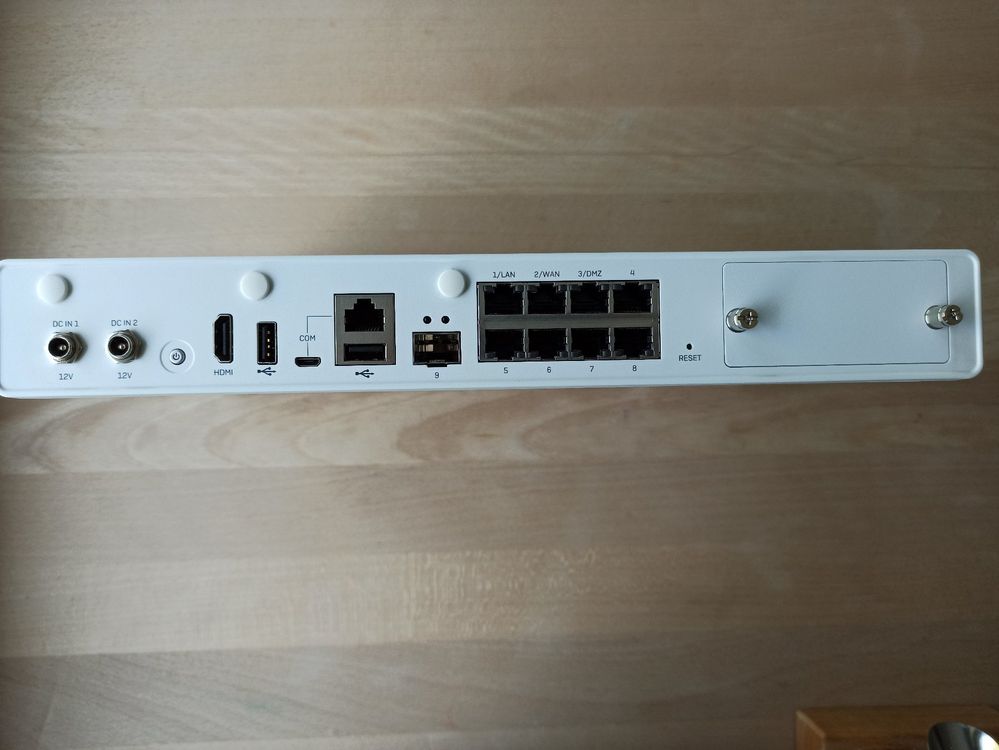 Sophos XG 125 Firewall Appliance - OpnSense installiert! (Gebraucht) in ...