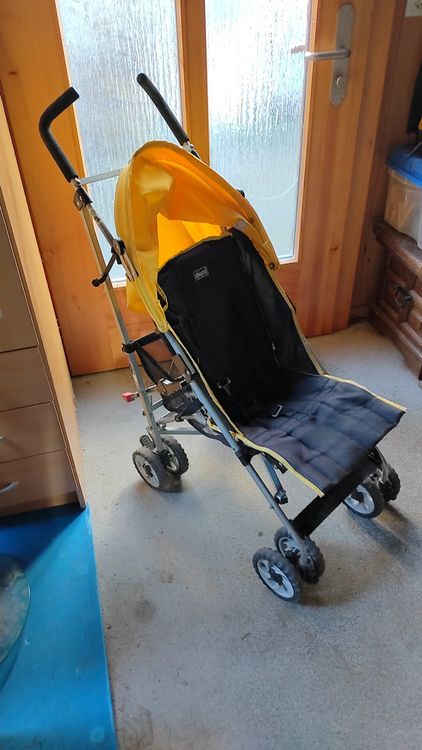 Buggy von Chicco, gelb/schwarz (Gebraucht) in Langenthal für CHF 20 – nur Abholung auf Ricardo ...