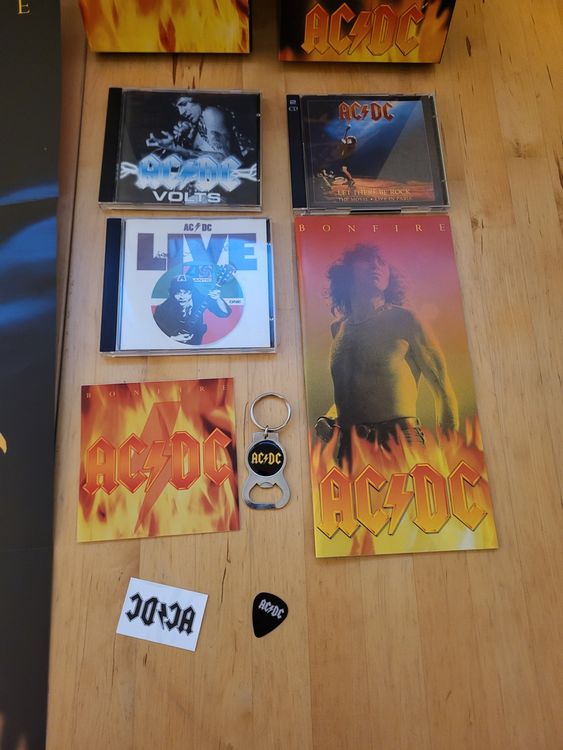 AC/DC Bonfire Box Set - 3 Cds - 7559 62162 2 (Gebraucht) in Liestal für ...