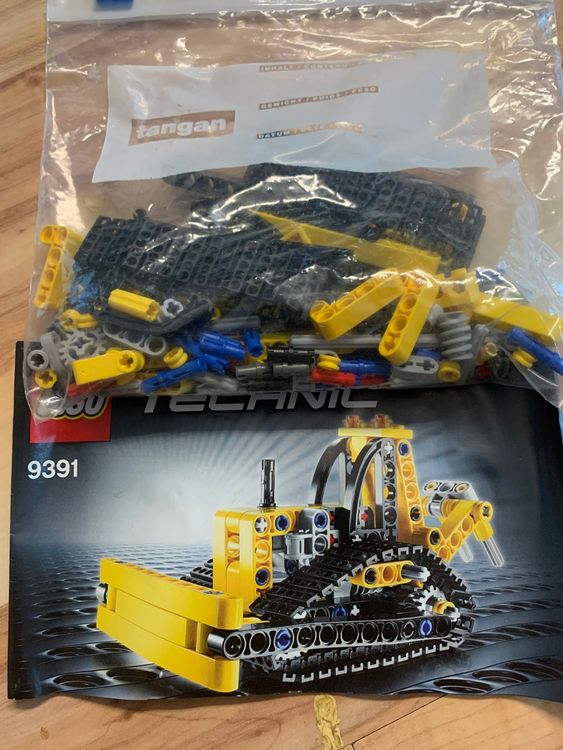 LEGO Technic Bulldozer 9391, mit Anleitung (Gebraucht) in Biberen für ...
