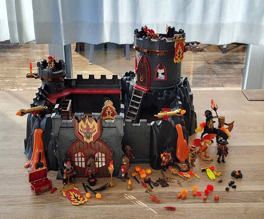 Novelmore Burg Playmobil 70221 (hoher Neupreis) (Gebraucht) in Gümmenen ...