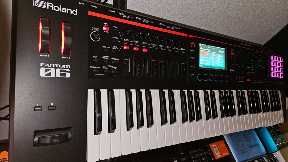 Roland FANTOM 06 | Kaufen auf Ricardo