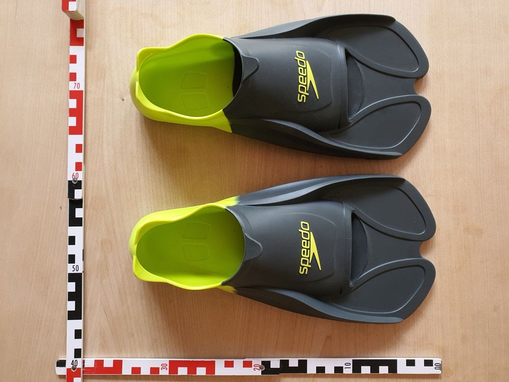 schwimmflossen speedo 39-41 (Gebraucht) in lüterkofen für CHF 21 – mit ...