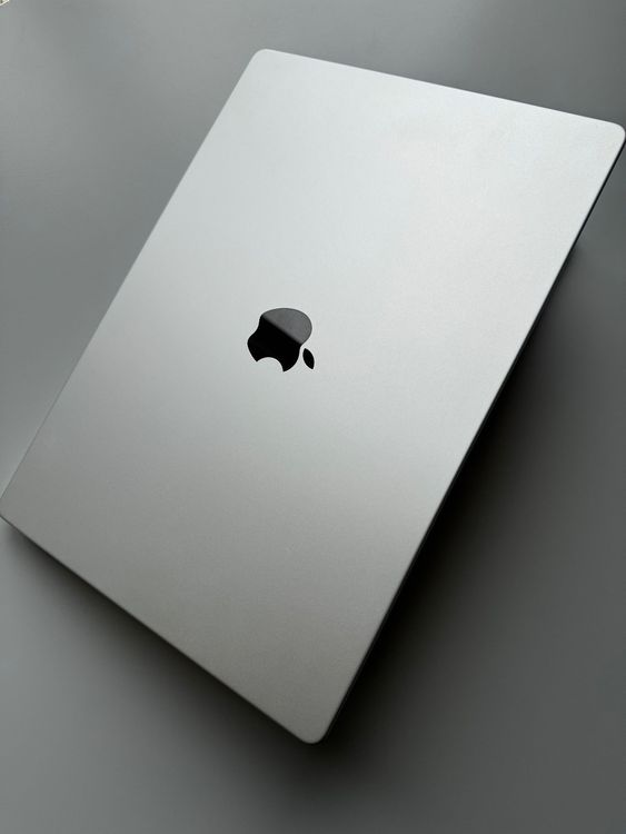Apple MacBook Pro 16", M1 Max, 32 GB, 2000 GB | Kaufen auf Ricardo