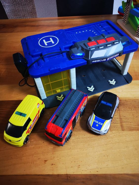 Dickie S.O.S Station Dickie Toys - Rescue Auto Station (Gebraucht) in ...