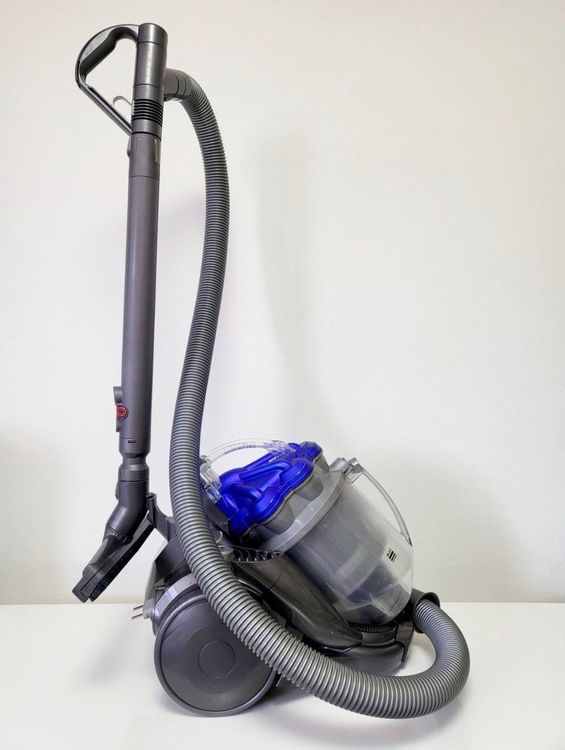 Dyson DC29 dB Allergy Staubsauger (Gebraucht) in Zürich für CHF 160 ...