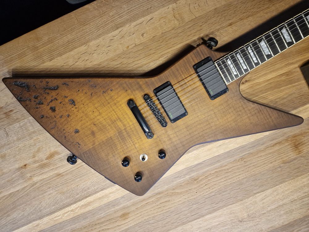 Gibson Explorer Replica Gitarre mit EMG KH Signature Set (Gebraucht) in ...