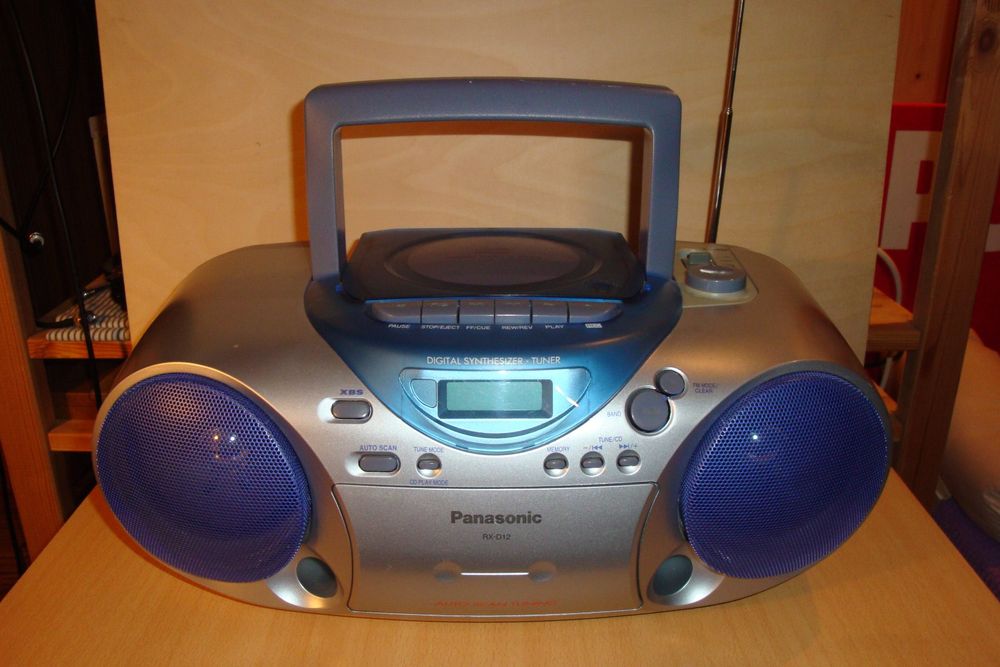 Portable CD MC Radio Player Panasonic RX D12 (Gebraucht) in Bäriswil Be für CHF 10 – nur ...
