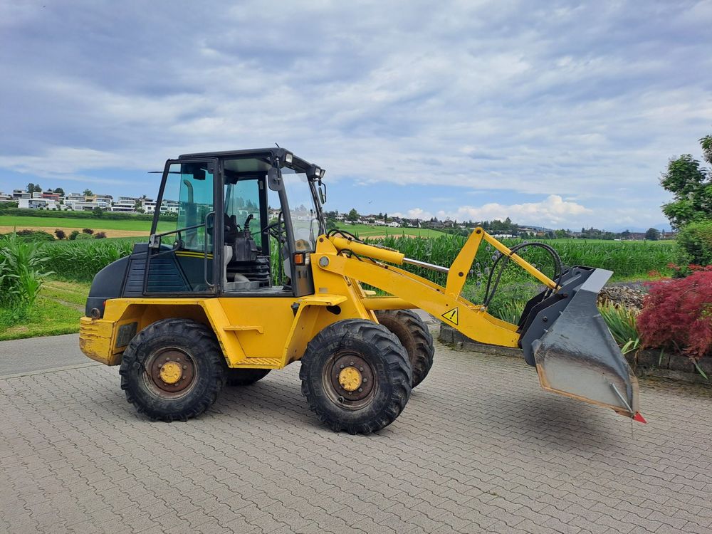 Kramer Allrad 520 40km/h mit LED Beleuchtung (Gebraucht) in Jonen für ...