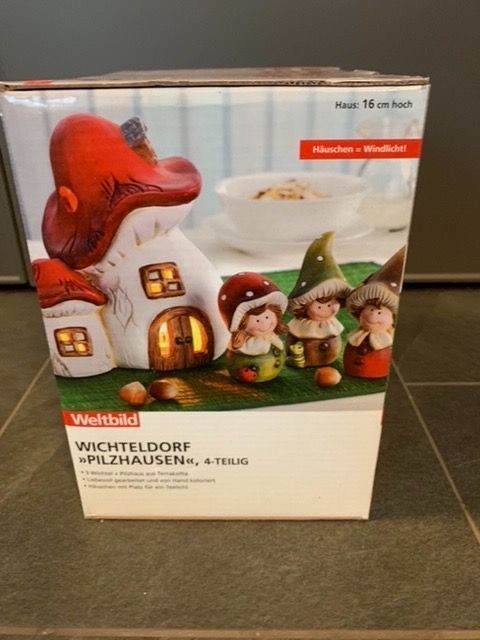 Weihnachtsdeko Wichteldorf (Neu und originalverpackt) in Windlach für CHF 5 – mit Lieferung auf ...