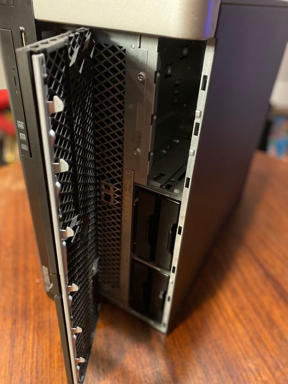 PC Dell Precision Tower 7910 Intel Xeon zum Ausschlachten (Defekt) in ...