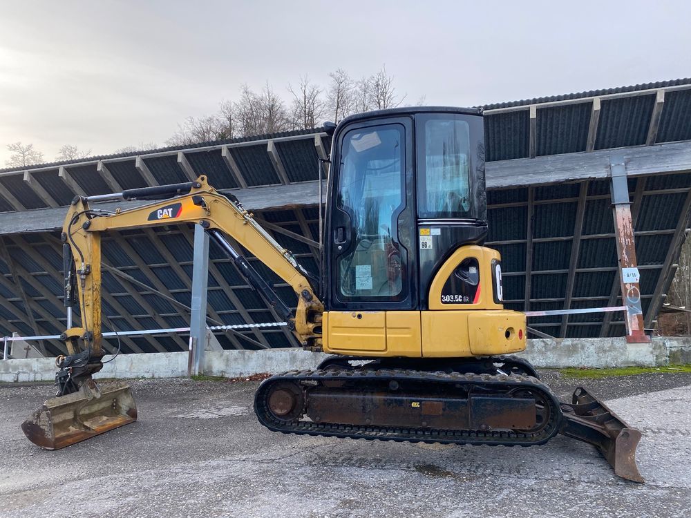 Bagger Caterpillar CAT 3.7Tonnen | Acheter sur Ricardo