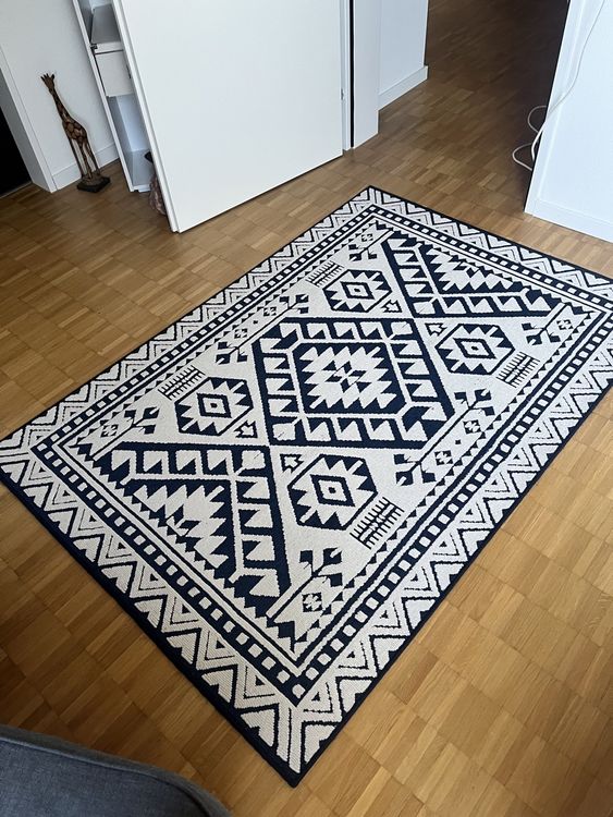 Teppich dunkelblau/weiss, Ethno-Stil (Gebraucht) in Dättwil AG für CHF ...