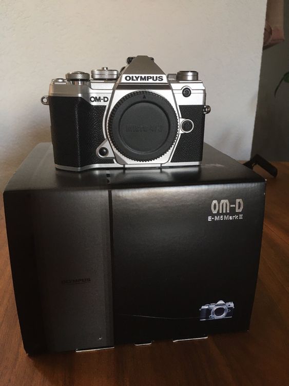 Olympus OM-D E-M5 Mark III (D'occasion) à Genève pour CHF 294 – avec ...