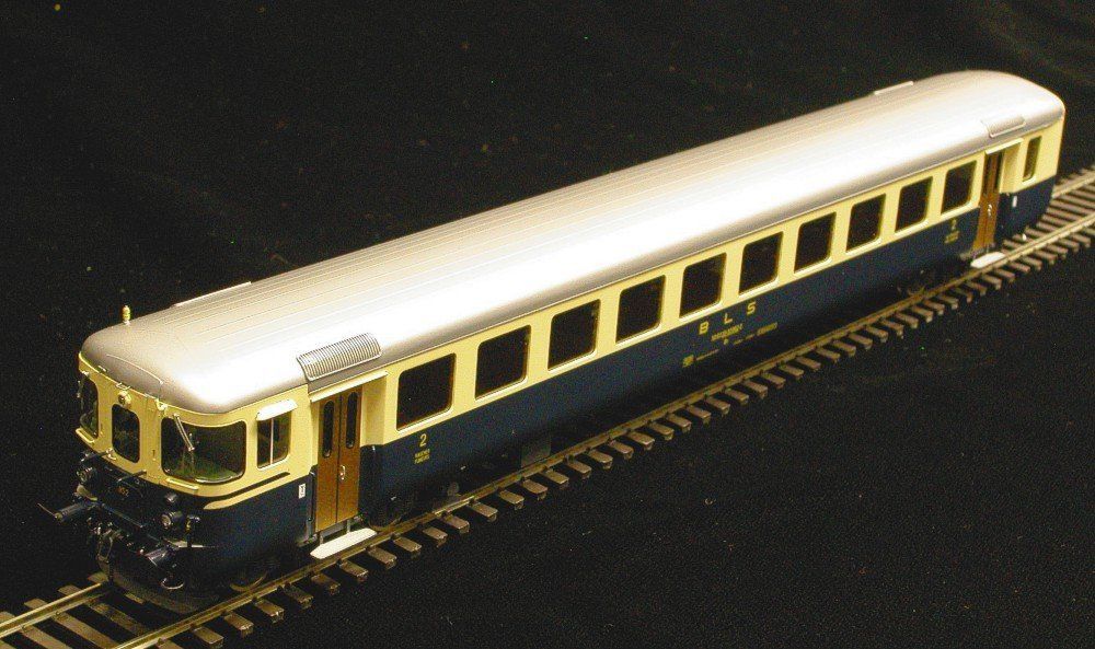 HRF: BLS Steuerwagen Bt 953 mit Lettern, Nr. 1667-7 | Kaufen auf Ricardo